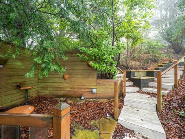 House 3 Bedroom For Sale Caterham Surrey 650000 ELS100953475