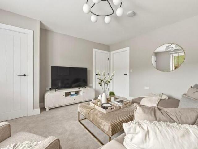 House 3 Bedroom For Sale Canalside Drive Canalside Drive 242000 ES100953755