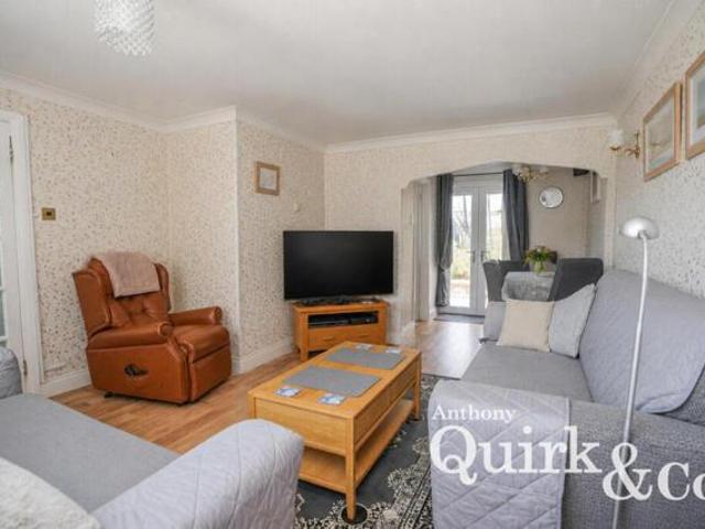 House 3 Bedroom For Sale Canvey Island Essex 250000 ES101891854