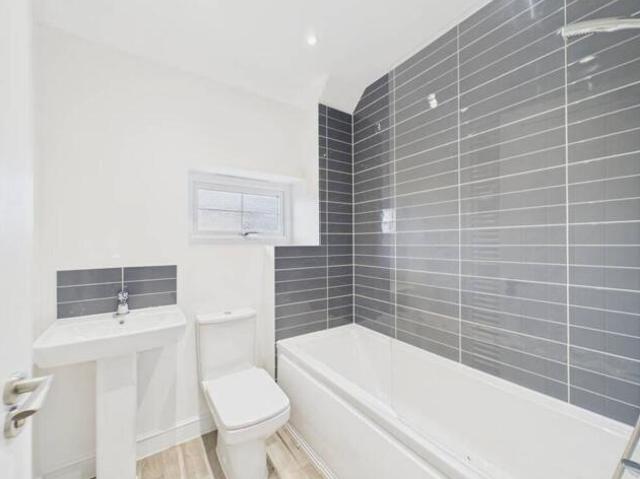 House 3 Bedroom For Sale Carmarthenshire Carmarthenshire 255000 ES98864414
