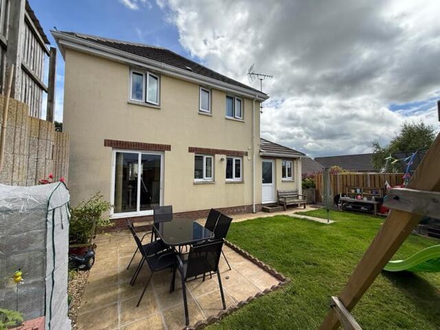 House 3 Bedroom For Sale Carmarthenshire Carmarthenshire 299950 ES100366290