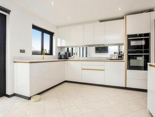 House 3 Bedroom For Sale Carnforth Lancashire 310000 ES98687760