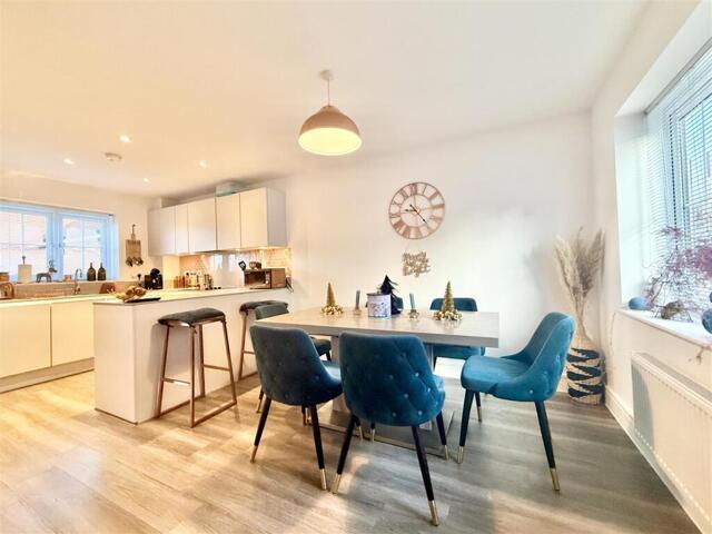 House 3 Bedroom For Sale Chelmsford Essex 635000 ELS98503819