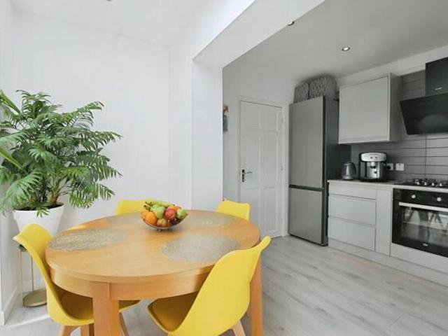 House 3 Bedroom For Sale Cheltenham Gloucestershire 435000 ES99641942