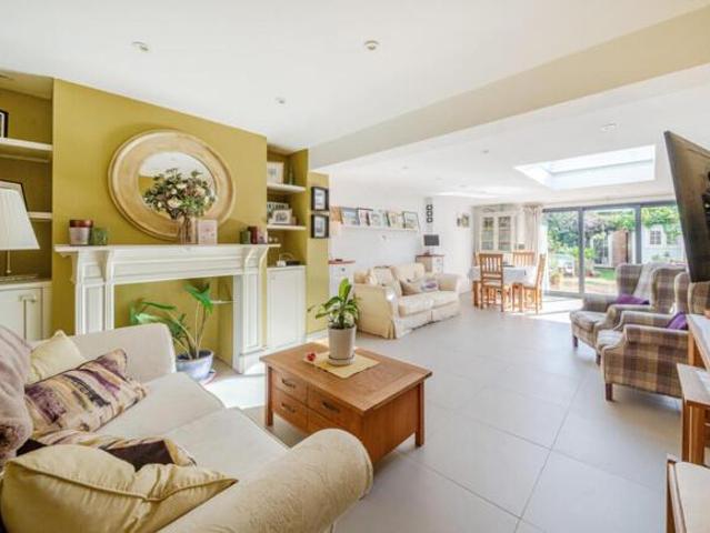 House 3 Bedroom For Sale Cheltenham Gloucestershire 550000 ES98233487