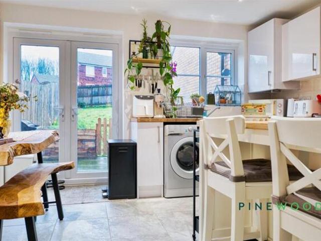 House 3 Bedroom For Sale Chesterfield Derbyshire 205000 ELS99162043