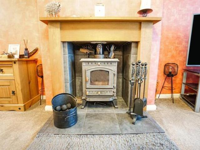 House 3 Bedroom For Sale Chesterfield Derbyshire 230000 ELS99572138