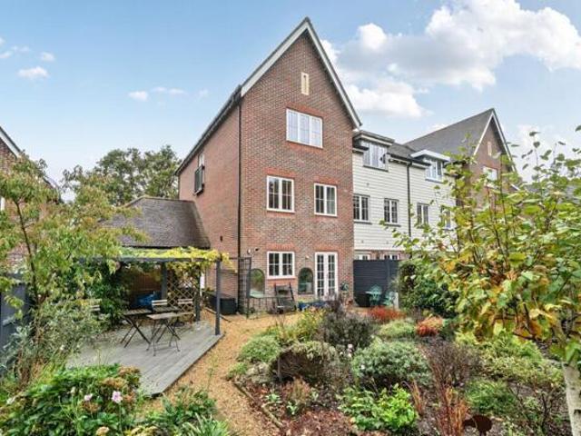 House 3 Bedroom For Sale Chichester West Sussex 575000 ELS100854973