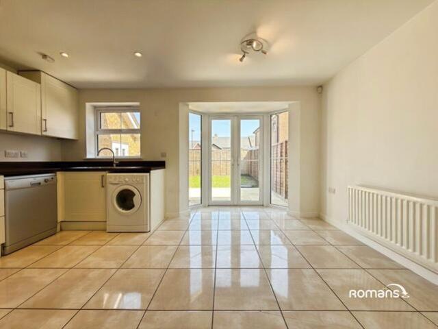 House 3 Bedroom For Sale Chineham Hampshire 415000 ES101931670