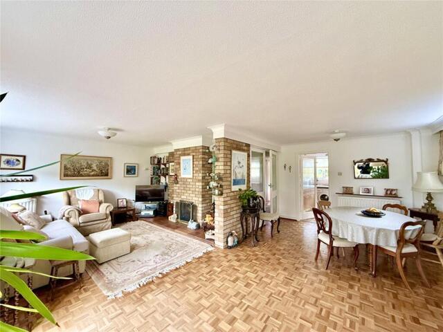 House 3 Bedroom For Sale Christchurch Dorset 599950 ELS100426679