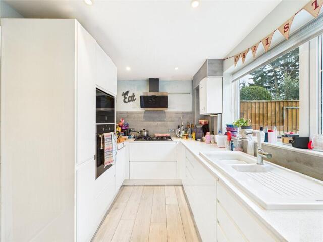 House 3 Bedroom For Sale Christchurch Dorset 325000 ELS99523445