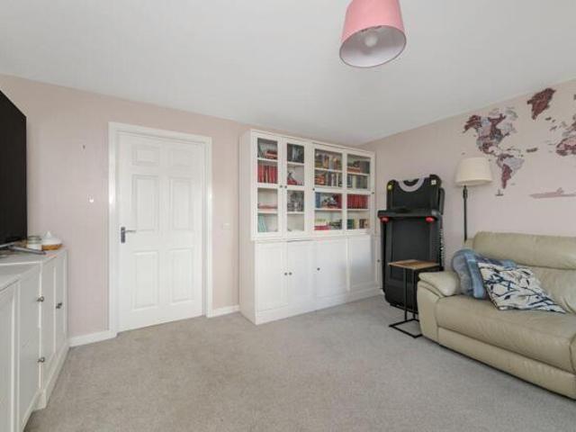 House 3 Bedroom For Sale City Of Edinburgh City Of Edinburgh 255000 ELS100398410