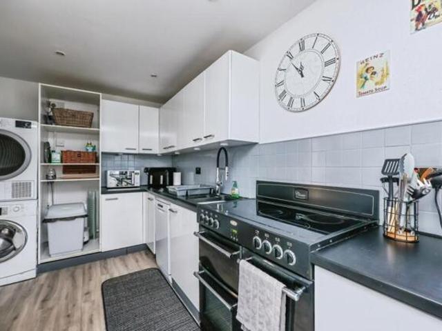 House 3 Bedroom For Sale Clifton Nottingham 240000 ELS98864733