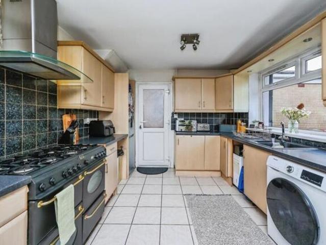 House 3 Bedroom For Sale Clifton Nottingham 200000 ES99895248