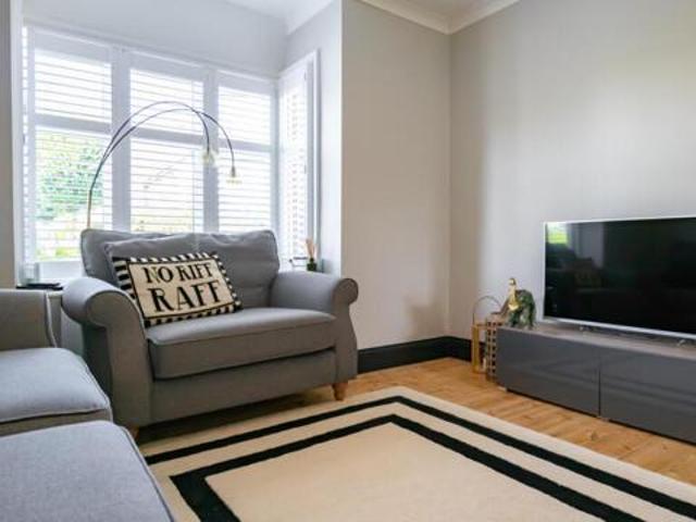 House 3 Bedroom For Sale Cranleigh Surrey 500000 ES100023728
