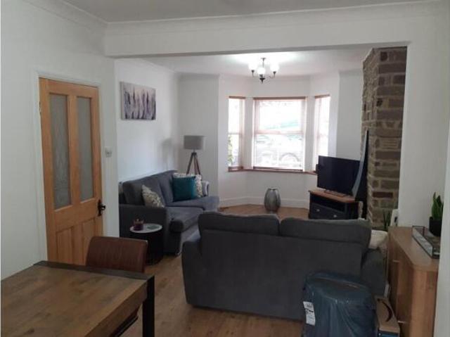 House 3 Bedroom For Sale Crawley West Sussex 465000 ES99986463