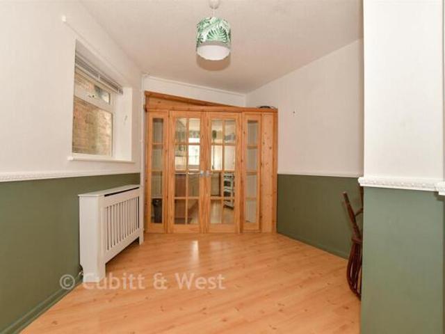 House 3 Bedroom For Sale Crawley Hampshire 400000 ELS100132315
