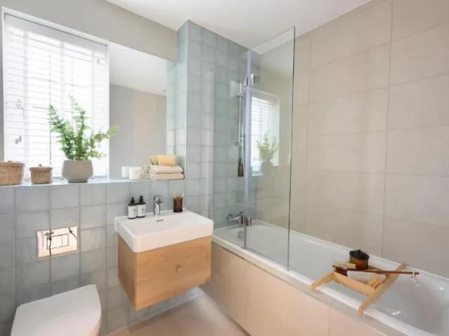 House 3 Bedroom For Sale Crookham Village Fleet 680000 ES102596736