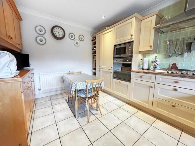 House 3 Bedroom For Sale Amersham Buckinghamshire 875000 ES101025566