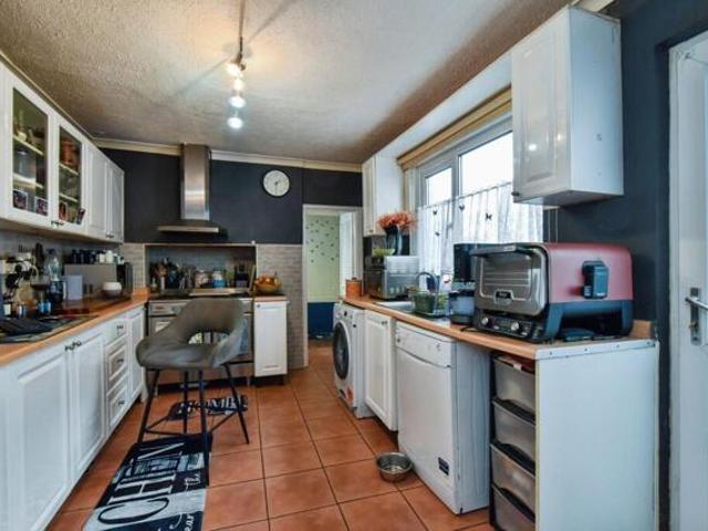 House 3 Bedroom For Sale Ammanford Carmarthenshire 162000 ES98119457