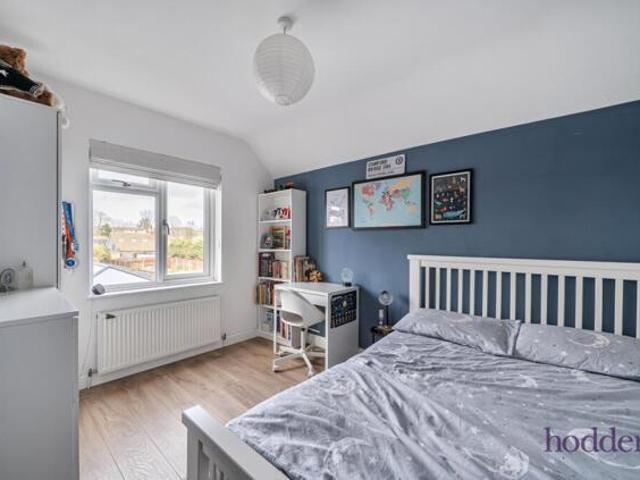 House 3 Bedroom For Sale Addlestone Surrey 649950 ELS100579144