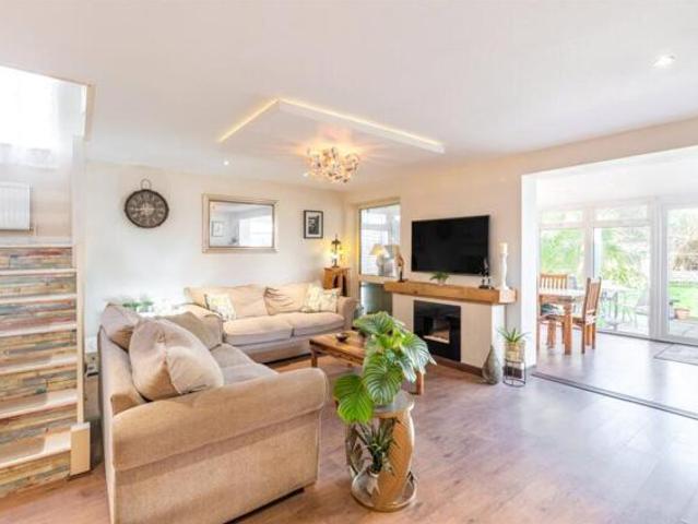 House 3 Bedroom For Sale Bournemouth Bournemouth 375000 ELS100132573