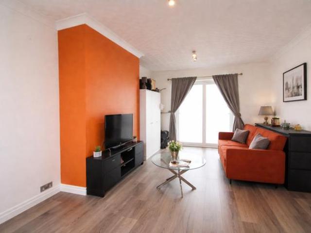 House 3 Bedroom For Sale Bolton Bolton 195000 ES101060001