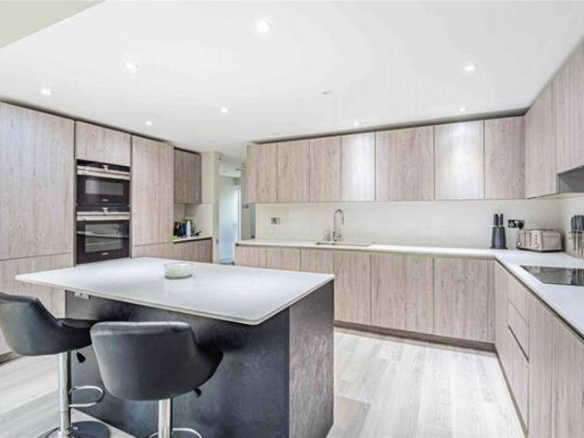 House 3 Bedroom For Sale Borehamwood Hertfordshire 750000 ELS101891948