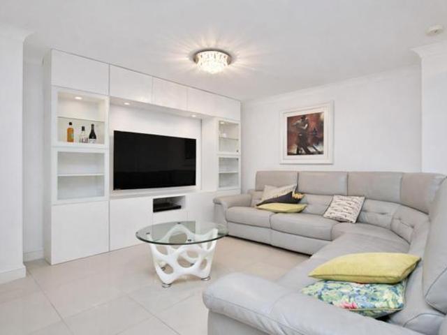 House 3 Bedroom For Sale Barnet Great London 450000 ES99608407