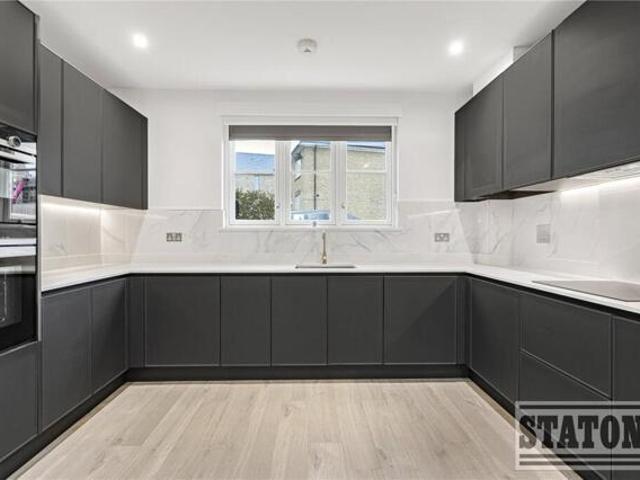 House 3 Bedroom For Sale Barnet Greater London 1150000 ES98800893