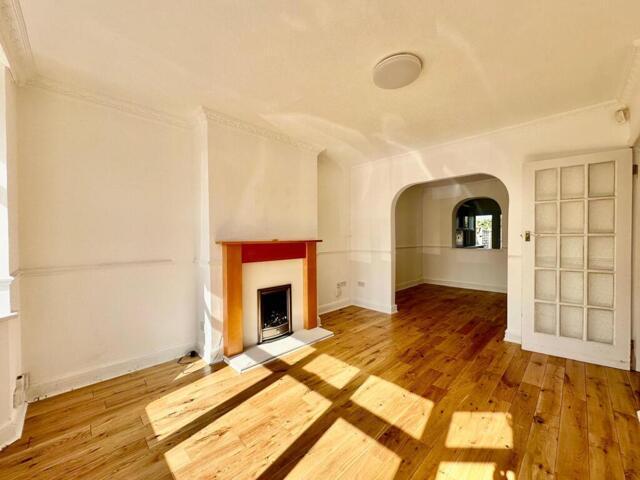 House 3 Bedroom For Sale Barnet Greater London 550000 ELS101674665
