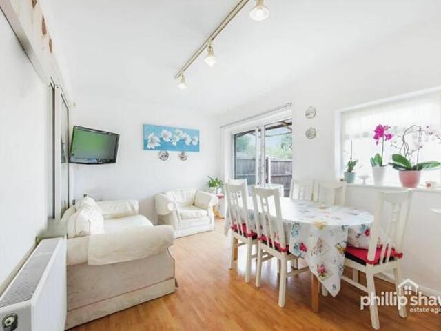 House 3 Bedroom For Sale Barnet Greater London 625000 ELS99054925