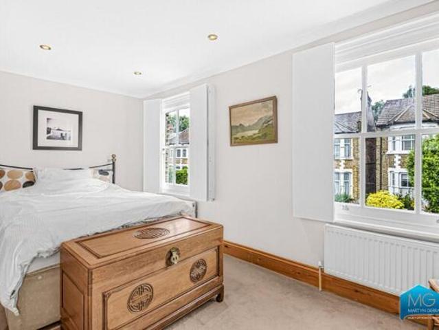 House 3 Bedroom For Sale Barnet Greater London 875000 ES100023805