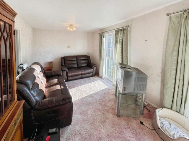 House 3 Bedroom For Sale Basingstoke Hampshire 290000 ELS100132489