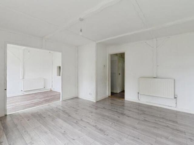 House 3 Bedroom For Sale Basildon Essex 280000 ES98262890