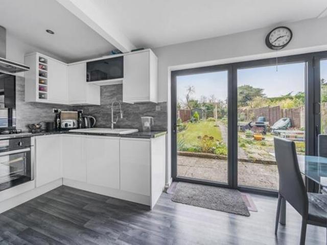 House 3 Bedroom For Sale Berkshire West Berkshire 375000 ES100158600