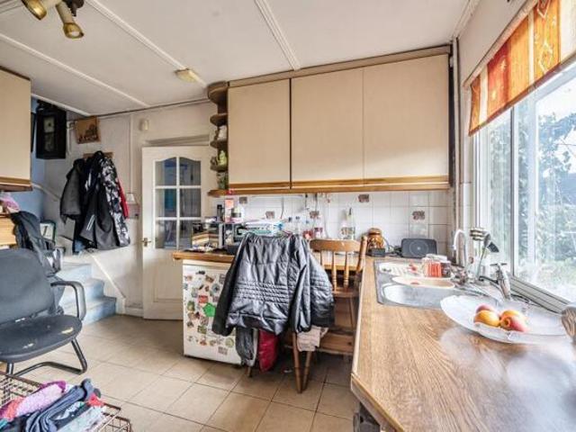 House 3 Bedroom For Sale Berkshire West Berkshire 300000 ES101891819