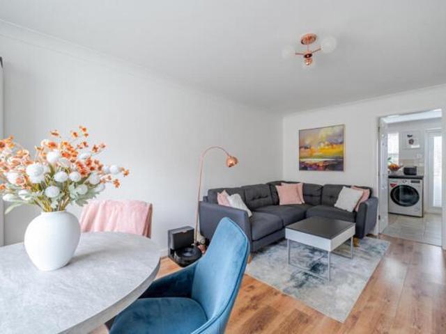 House 3 Bedroom For Sale Bracknell Bracknell Forest 400000 ELS100987826