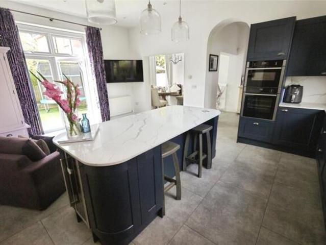 House 3 Bedroom For Sale Brentwood Essex 750000 ES101119212