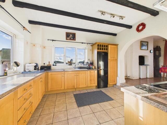 House 3 Bedroom For Sale Bridgwater Somerset 650000 ES100224225