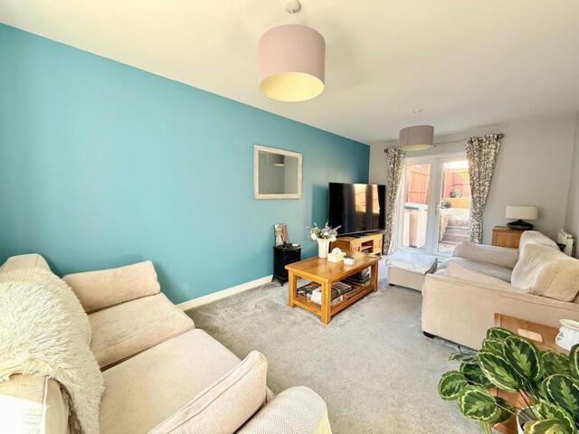 House 3 Bedroom For Sale Bridgend Bridgend 280000 ELS101676367