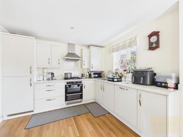 House 3 Bedroom For Sale Brockworth Brockworth 350000 ES101678616