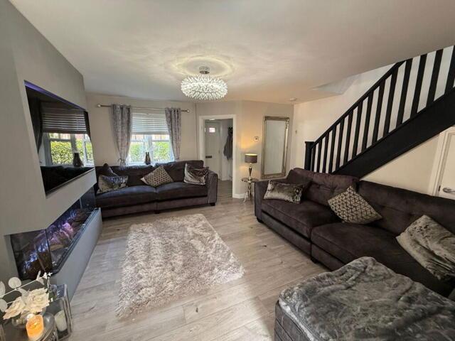 House 3 Bedroom For Sale Bromborough Wirral 275000 ELS99952117