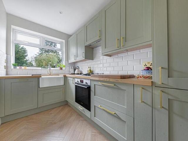 House 3 Bedroom For Sale Bromley Greater London 550000 ES99092431