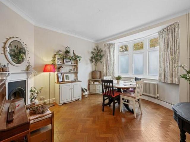 House 3 Bedroom For Sale Bromley Greater London 850000 ES100132307