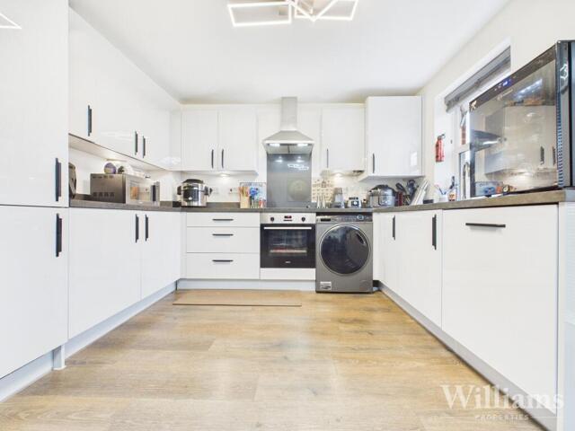 House 3 Bedroom For Sale Broughton Buckinghamshire 400000 ES100158569