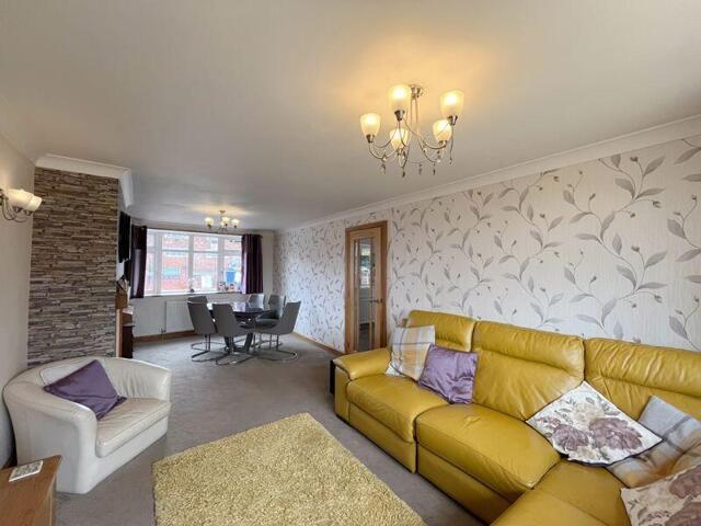 House 3 Bedroom For Sale Burntwood Staffordshire 330000 ELS100096947
