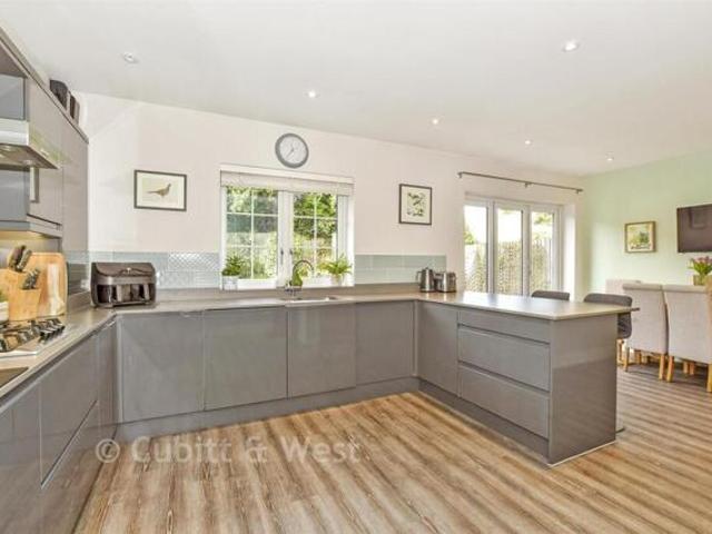 House 3 Bedroom For Sale Godstone Surrey 500000 ELS100541071