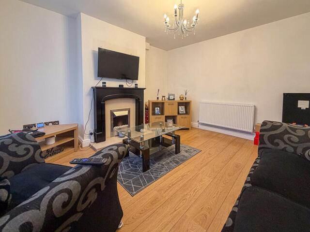 House 3 Bedroom For Sale Gateshead Tyne Y Wear 165000 ES101892084