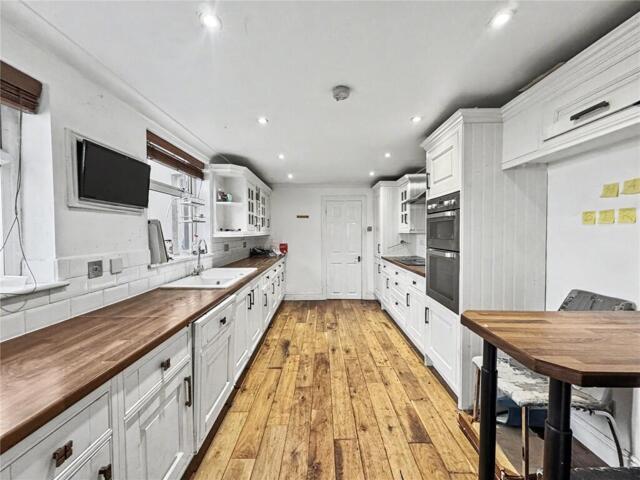 House 3 Bedroom For Sale Gillingham Medway 295000 ES100398327